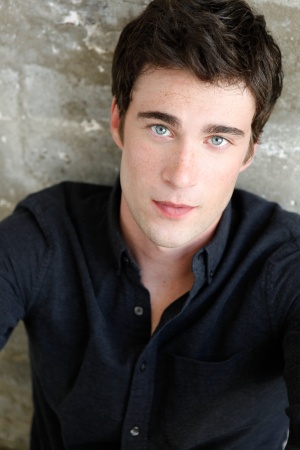 Regardez Le meurtrier de minuit en streaming en ligne sur Moviebox