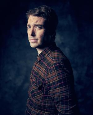 Regardez Suitable Flesh en streaming en ligne sur Moviebox