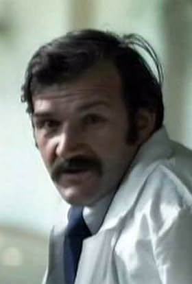 شاهد A Man from Boulevard des Capucines بثًا مباشرًا على الإنترنت على ...