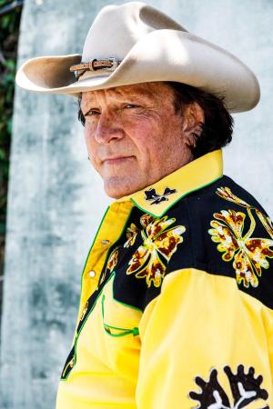 Watch My Boss's Daughter [Indonesian] Streaming Online on Moviebox