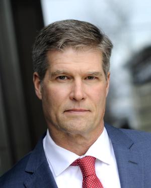 شاهد The Pilot's Wife بثًا مباشرًا على الإنترنت على Moviebox