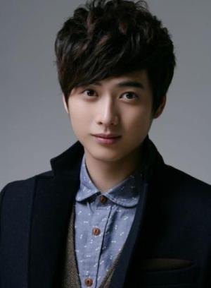 Regardez Zhou sheng ru gu en streaming en ligne sur Moviebox